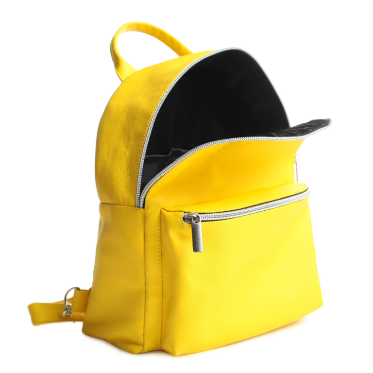 Découvrez l'univers des sacs à main : styles, formes et tendances